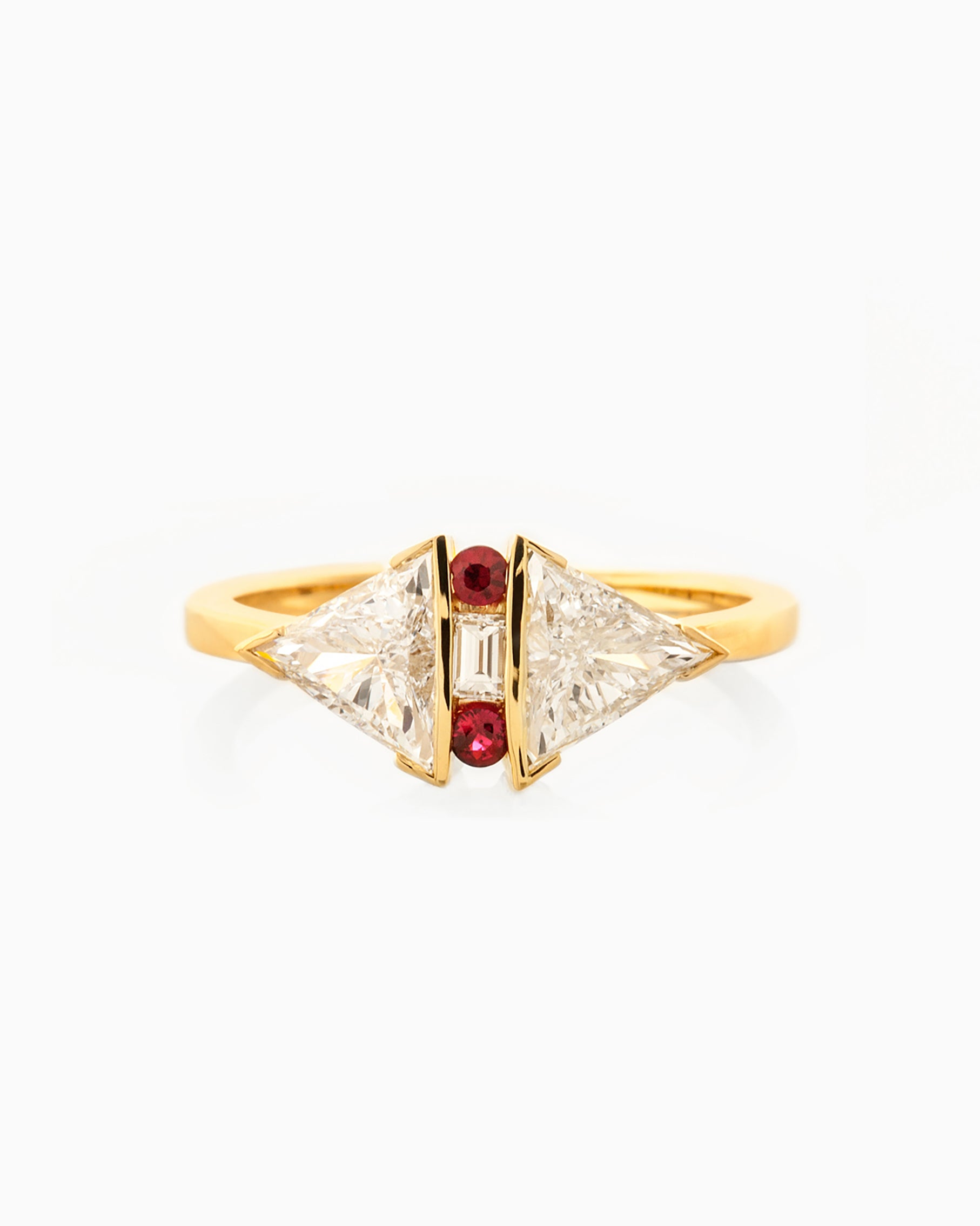 Trillion White Diamond & Ruby Ring – Mociun