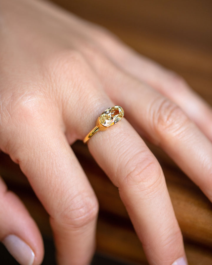 Mociun | Collection Engagement Rings