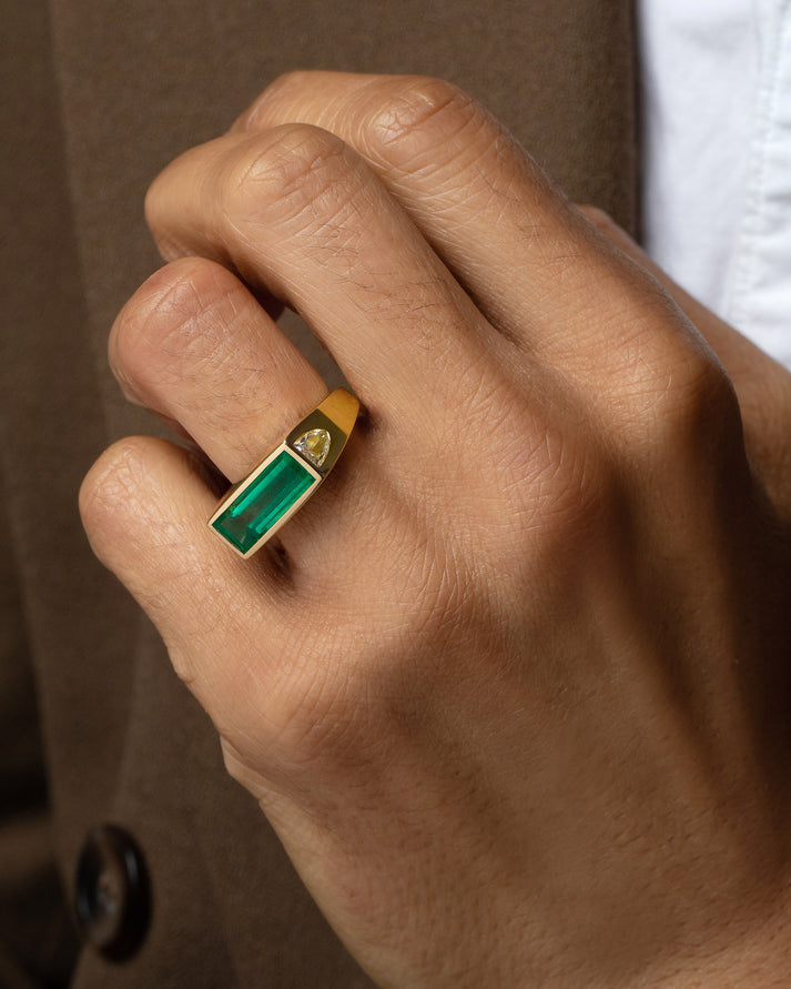 Figure Ring | Mociun