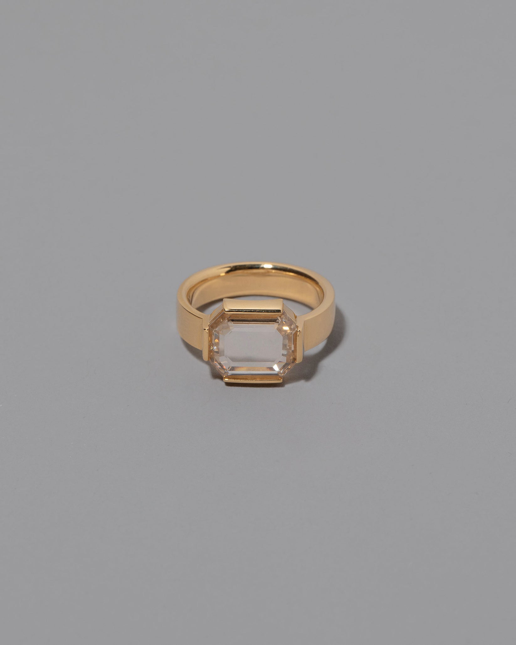 Envelop Ring | Mociun