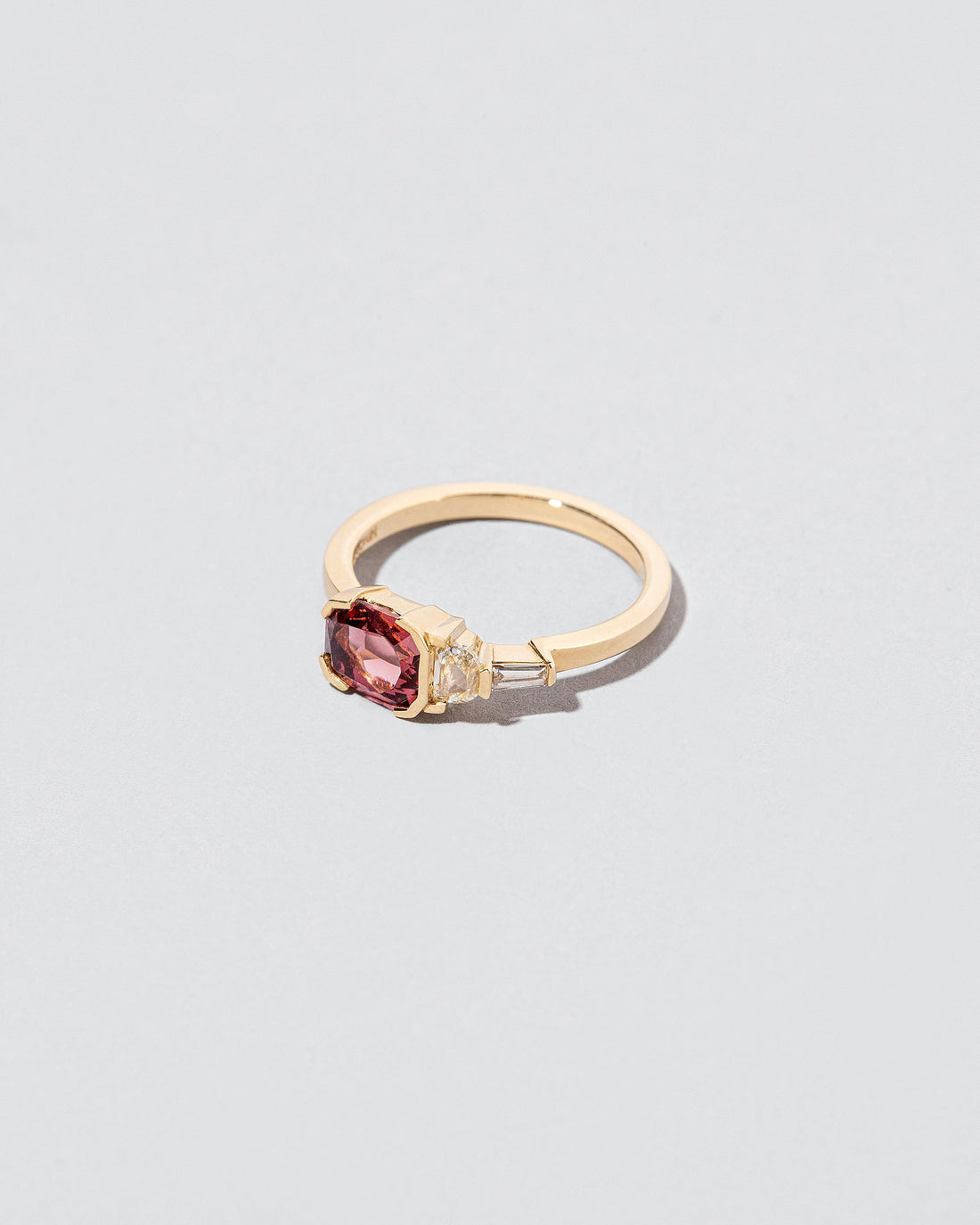 Eon Ring | Top Notch Faceting x Mociun