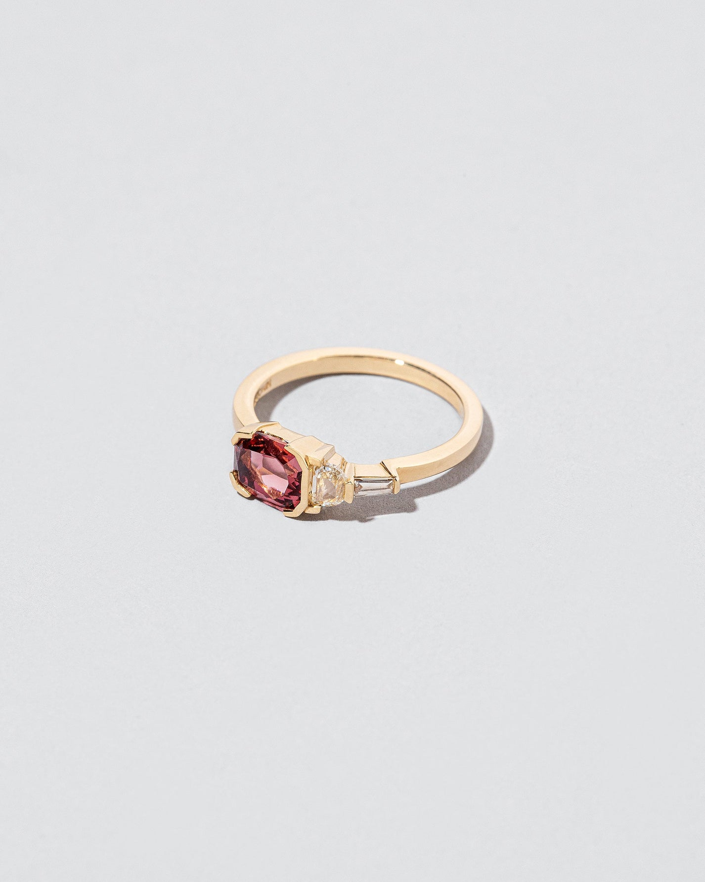 Eon Ring | Top Notch Faceting x Mociun