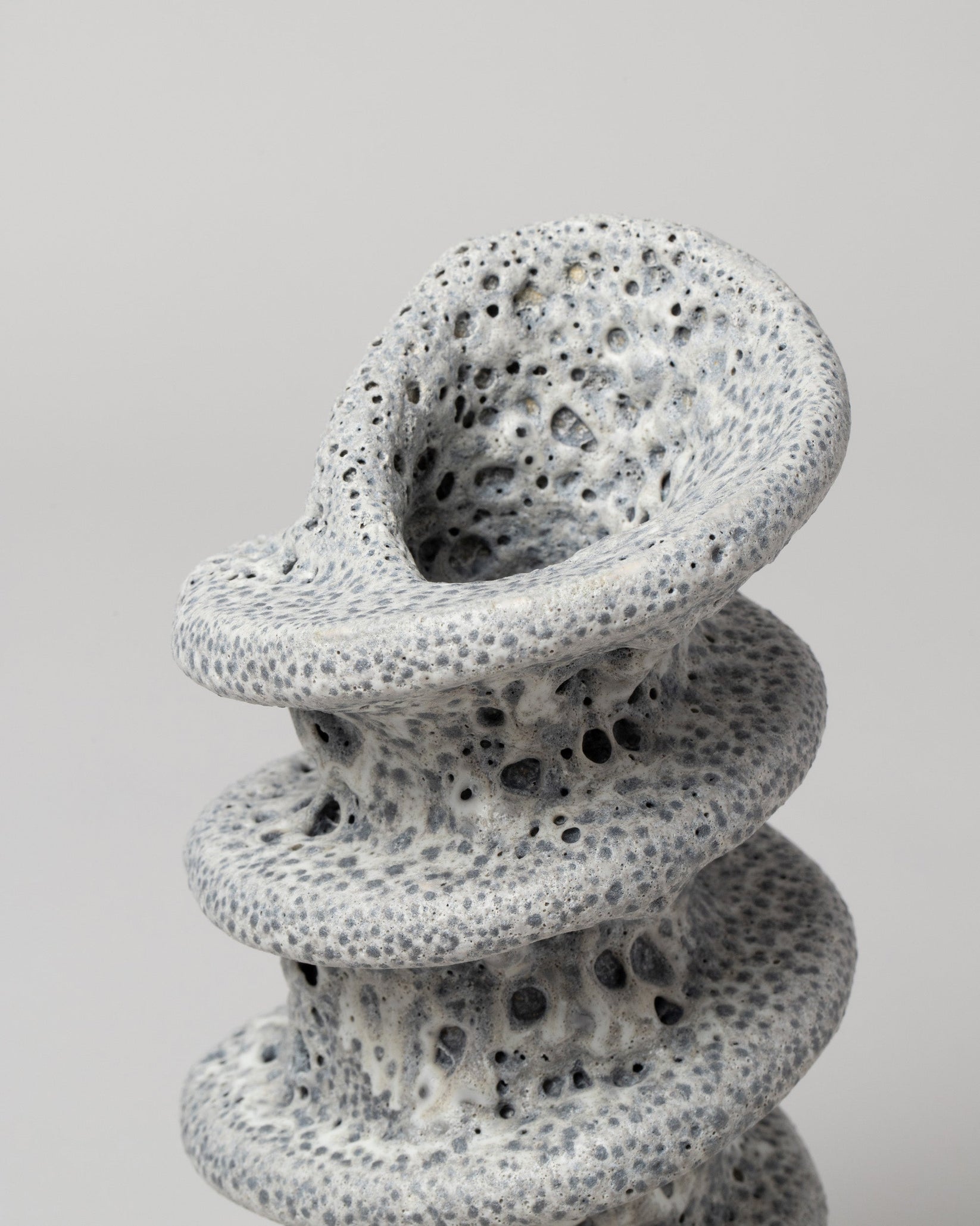 Soft Skills | Twisted Shell Vessel | Mociun